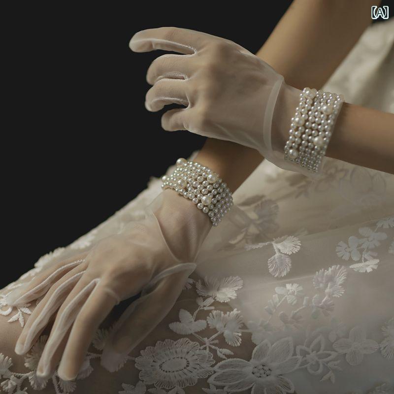・対象: 女性・主な素材: サテン・種類: 手袋・スタイル: シンプル・サイズ展開: フリーサイズ
