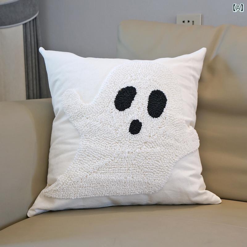 ・カテゴリ: 枕カバー・スタイル: モダンシンプル・カラー展開: 白色・柄: フランネル刺繍大ゴースト、フランネル刺繍九匹小ゴースト、フランネル刺繍三匹小ゴースト、蝶結び大ゴースト、蝶結び複数小ゴースト・サイズ展開: 45×45cm（枕カバ...