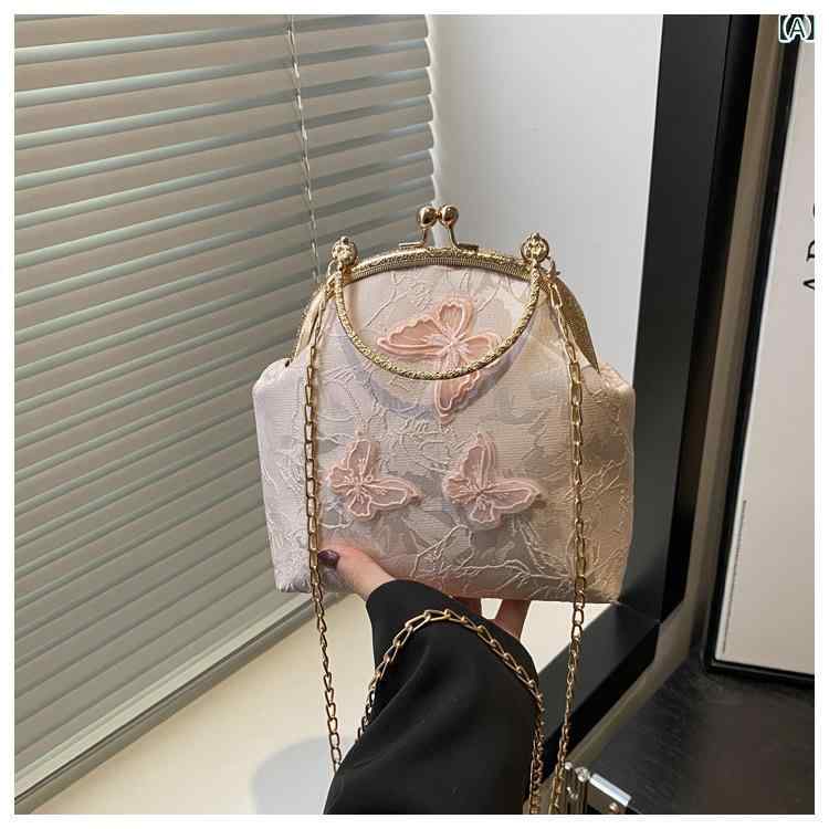 ・スタイル: ストリート・形状: シェル型・開閉: ロック・硬さ: やわらかめ・ポケット種類: 内貼り・カラー展開: ピンク、ホワイト、ブラック、ブルー・内部構造: 携帯ポケット・裏地: ポリエステル・タイプ: 小方包・流行要素: ステッチ、継ぎ