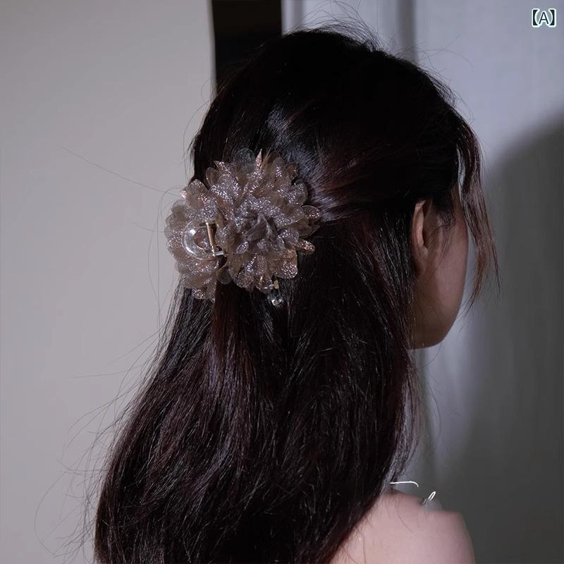 ・カテゴリ: ヘアアクセサリー・スタイル: 甘美・素材: プラスチック/樹脂・装飾: 花・種類: クロークリップ・カラー: グレー・対象: 女性用