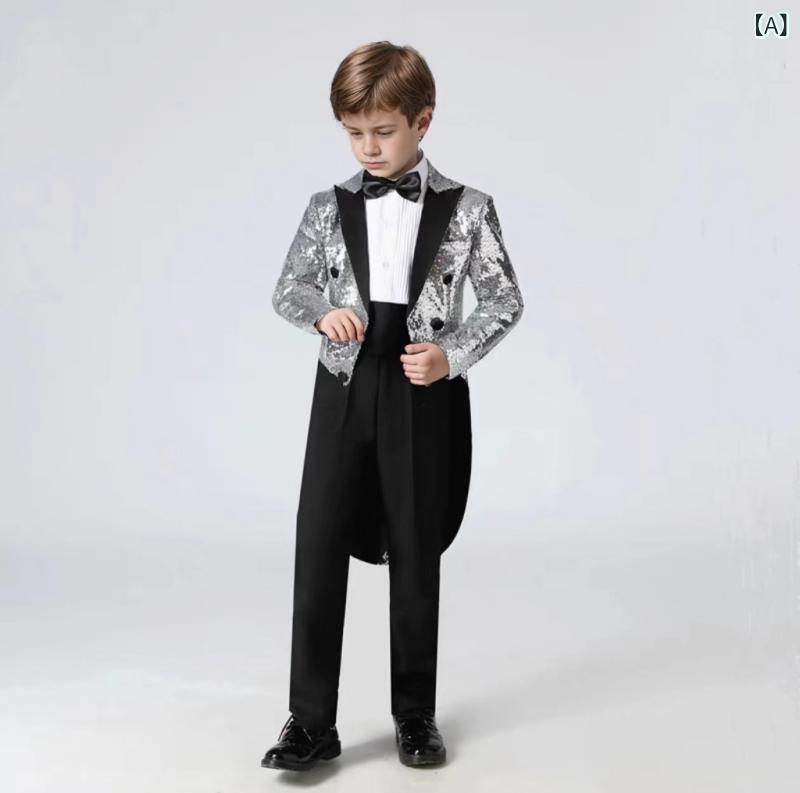 ・カテゴリ: 子供礼服・対象: 男児・スタイル: ブリティッシュ・生地加工: プリーツ、コーティング、シアー、酵素洗・主な素材: ポリエステル混紡・主生地成分: ポリエステル50%・裏地: ポリエステル・基準: B類・カラー展開: シルバー...