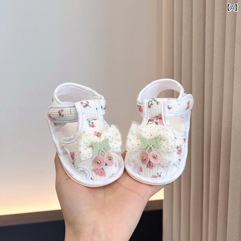 ・カテゴリ: サンダル・スタイル: かわいい・靴面素材: 綿・靴底素材: ゴム・機能: 通気性、防滑・着用方法: 面ファスナー・対象性別: 女性・対象年齢: 6-12ヶ月・カラー展開: 桜紗結、花夢兎、粉酥花結、恋恋粉結・サイズ展開: S、M、L