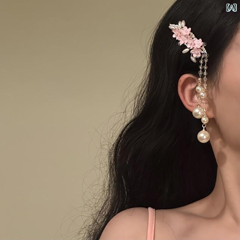 ・カテゴリ: ヘアアクセサリー・スタイル: スイート・装飾: パール、花、タッセル・種類: サイドクリップ・カラー展開: ピンクフラワータッセル、彩色フラワータッセル・主な素材: 混合素材・対象: 女性用