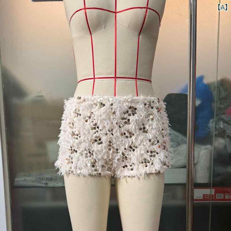 ・主な素材: ポリエステル80-90%、綿30%以下・丈長: ホットパンツ・ウエスト: ローライズ・厚み: 薄手・カラー展開: 杏色・サイズ展開: S、M、L・スタイル: ストリート・装飾: ビーズ・: ベーシック・伸縮性: 中程度・加工: 拼接