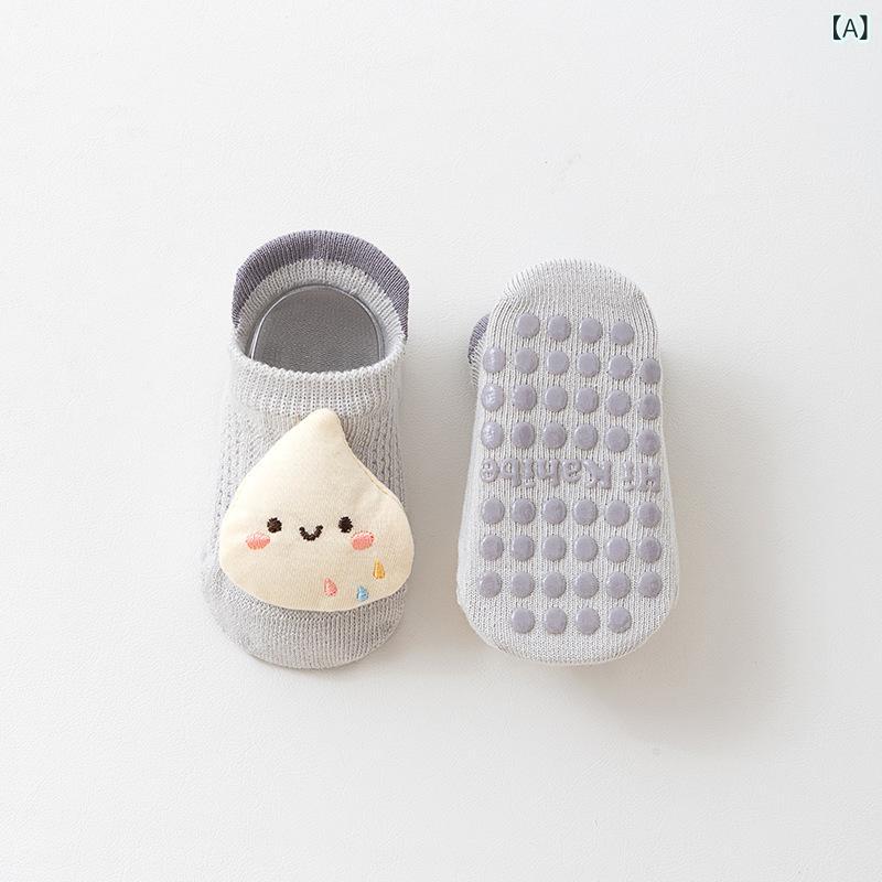 ・カテゴリ: 子供用床下ソックス・主な素材: コーマ綿80%・性別: ユニセックス・工艺: メッシュ・機能: 通気性・筒丈: 短筒・厚み: 中厚・柄: キャラクター・カラー展開: グレー小雨点、黄色ライオン、オフホワイト雲朵笑顔、青色小娃娃...