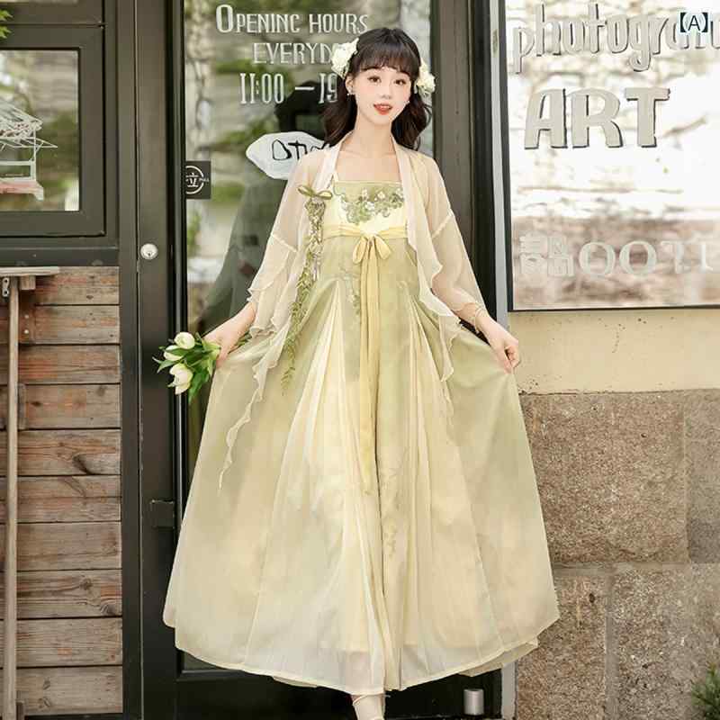 ・主な素材: ポリエステル95%以上・サイズ展開: S、M、L・スタイル: 襦裙・柄: 3D立体パターン・袖タイプ: ストレートスリーブ・対象: 女性