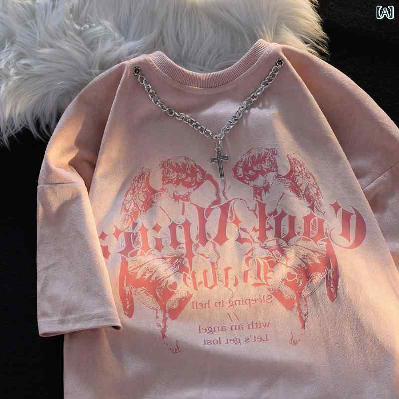 ・カテゴリ: Tシャツ・スタイル: きれいめカジュアル、リラックス・主な素材: 再生繊維・ネックライン: クルーネック・袖丈: 半袖・柄: プリント・フィット: ゆったり・着丈: ミドル丈・カラー展開: ピンク、アプリコット、ブラック、ダー...