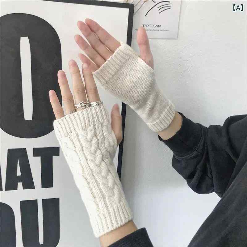 ・タイプ: 半指手袋・カラー展開: ホワイト、グレー、ブラック・スタイル: ダーク・主な素材成分含有率: 10%以下・柄: 形状、パターン