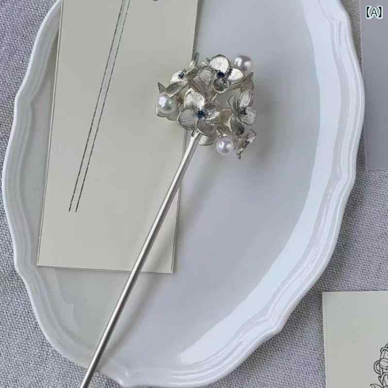 ・カテゴリ: 頭飾・主な素材: 合金・スタイル: 中国風・: 花柄・モチーフ: アジサイ