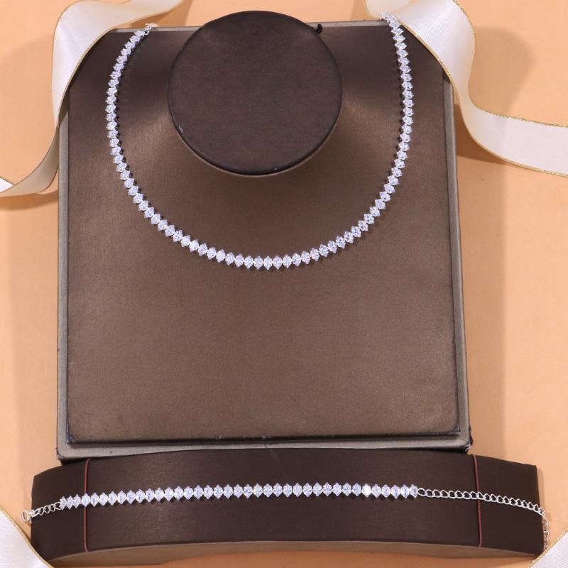 ・素材: 水晶・加工方法: 電鍍・セット内容: ネックレス、ブレスレット・水晶の種類: 白水晶・チェーンの形状: ボックスチェーン・ペンダントの素材: ジルコン・柄: ハート、しずく、ベル・カラー展開: シルバー、ゴールド・スタイル: 欧米...