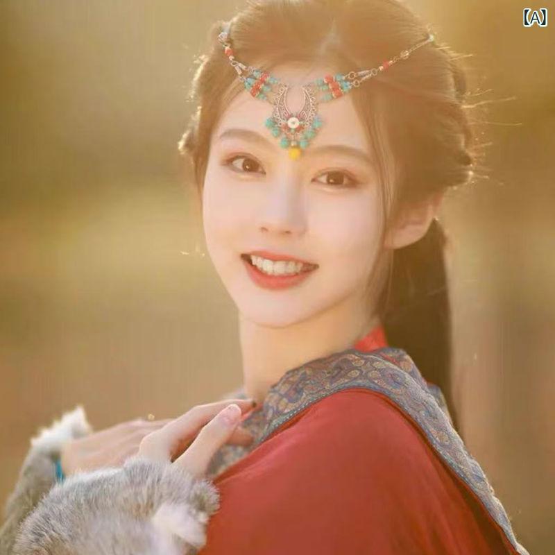 ・スタイル: 民族風・カテゴリ: 古風ヘアバンド・形状: 水滴形・カラー展開: 乳白色、白色、米白色、浅灰色、深灰色、灰色、銀色、黒色、橙赤色、ローズレッド、ピンク、赤色、藕色、スイカレッド・要素: 民族風、レトロ、タッセル、配色