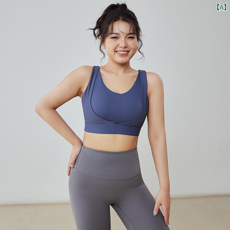 ・主な素材: ナイロン75%、スパンデックス25%・タイプ: パッド入り・対象: 若年層女性・スタイル: スポーツカジュアル・カップ形状: フルカップ・カップ厚み: 極薄・ストラップ: 固定式ダブルストラップ・セット商品: 単体・カラー展開...