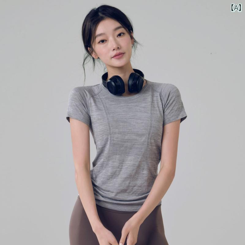 ・カテゴリ: Tシャツ・対象性別: ウィメンズ・柄: 無地・主な素材: ナイロン65%、ポリエステル35%・カラー展開: ライトヘザーグレー, ライトブルー, ボーンホワイト, サイグレー, ブラック, ダークピンク, ホワイト, グレーパ...