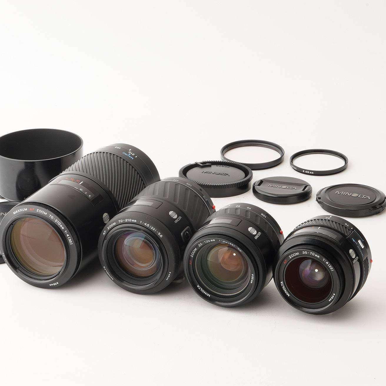【外観】 外観は写真にて確認してください。 【動作】 各機能動作します。 - MAXXUM AF Zoom 70-210mm f/4 オートフォーカスは正常に動作します。 フォーカスは正常に動作します。 ズームは正常に動作します。 絞り羽根...