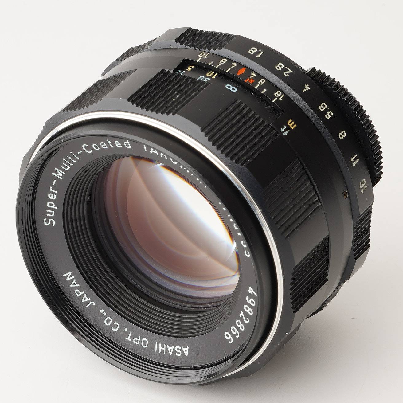 【外観】 外観は写真にて確認してください。 【動作】 各機能動作します。 フォーカスは正常に動作します。 絞り羽根は綺麗で正常に動作します。 【光学】 撮影に影響する不具合がありません。 レンズにカビ、クモリ、キズはありません。 【付属品】...