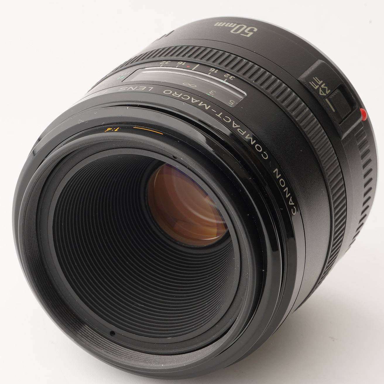 【外観】 外観は写真にて確認してください。 【動作】 各機能動作します。 オートフォーカスは正常に動作します。 フォーカスは正常に動作します。 絞り羽根は綺麗で正常に動作します。 【光学】 撮影に影響する不具合がありません。 レンズにカビ、...