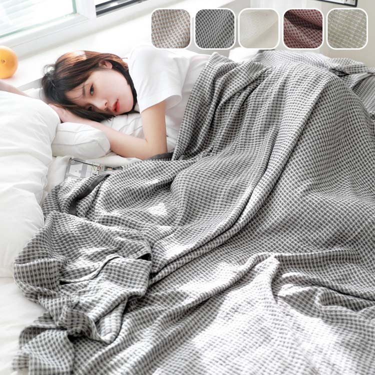 カラー: グレー、レッド、ホワイト サイズ: 単位: 200x150cm 素材: コットン 100% 洗濯方法： 気温30度以下 洗濯機洗い可 ドライクリーニング不可 陰干し可 乾燥可 ★採寸方法により±2cmの誤差が生じる場合がございます...