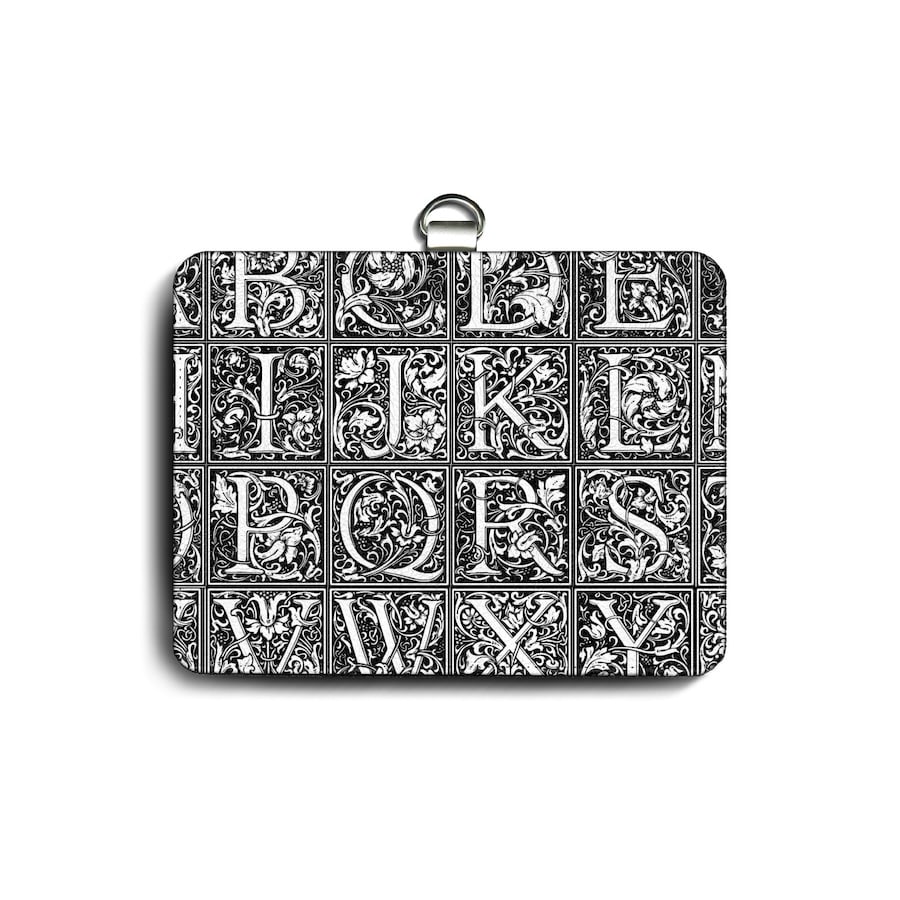 4000種類以上のデザインのグッズを販売しております。 商品一覧はこちらをクリック 3980円以上ご購入で送料無料キャンペーン実施中。 その日の気分で着せ替えたり、ご家族ご友人同士でのあわせ買いもぜひご検討ください。 ※受注生産品のため5-...