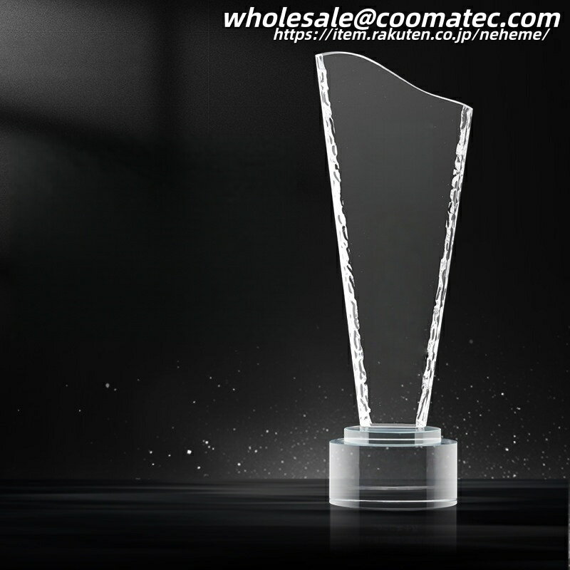 オーダーメイドトロフィー制作プロセス お客様のご要望に合わせて完全カスタマイズのクリスタルトロフィーを制作いたします 01 刻印内容のご連絡 💬 トロフィーに刻印したい内容（会社名、受賞者名、受賞理由、日付など）を当社までお...