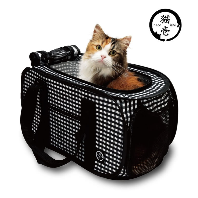 ■商品概要 コンパクトに折りたためて軽くて持ちやすい猫用ポータブルキャリーです。 使わない時はコンパクトに収納できて、広すぎず狭すぎない絶妙なサイズ感で、猫たちが落ち着いて過ごすことができます。 ●使わない時はコンパクトに折りたたみ可能 ポ...