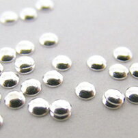 【メール便OK】マルチに活躍するメタルスタッズ1.2mm×50個入り※この商品はメーカー取り寄せ商品になります。メーカー欠品や廃盤の際には必ずご連絡を差し上げてからの商品発送となりますので、ご連絡先の明記をお願い致します。▼登録カテゴリ【 ...