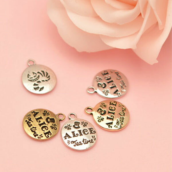 +販売サイズ：14mm×12mm +販売数：1個 +材質：金属 ポーチ・バックなどの小物にポイントとして、ネックレス・携帯ストラップなどのアクセサリーに！ 　この商品は当店Webサイトでも販売しております。在庫数の更新は随時行っておりますが...