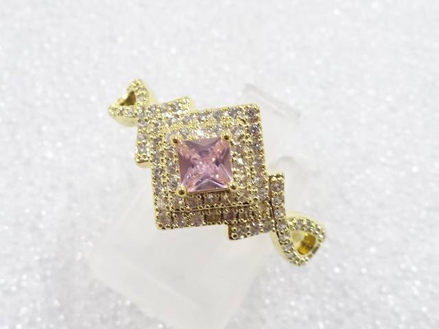 （単位：cm） 状態 非常によい 素材 金属 【商品説明】 状態は大変良いです。 使用可能です。 採寸：検品：花内・木村　撮影：花内【合計3980円以上の購入で送料無料】 色石　指輪(21号)【中古】【着】【アクセサリー】