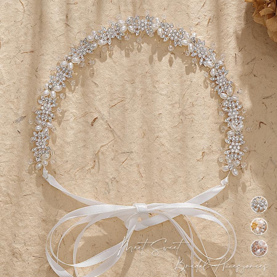 「特別な瞬間を、特別なアクセサリーと共に」★ウェディング：挙式から披露宴まで、主役である花嫁様の美しさを引き立てる上品デザイン。★前撮り：写真映え抜群のフォトジェニックアイテム、記念写真をより特別な一枚に。★二次会：ヘアスタイルチェンジのア...