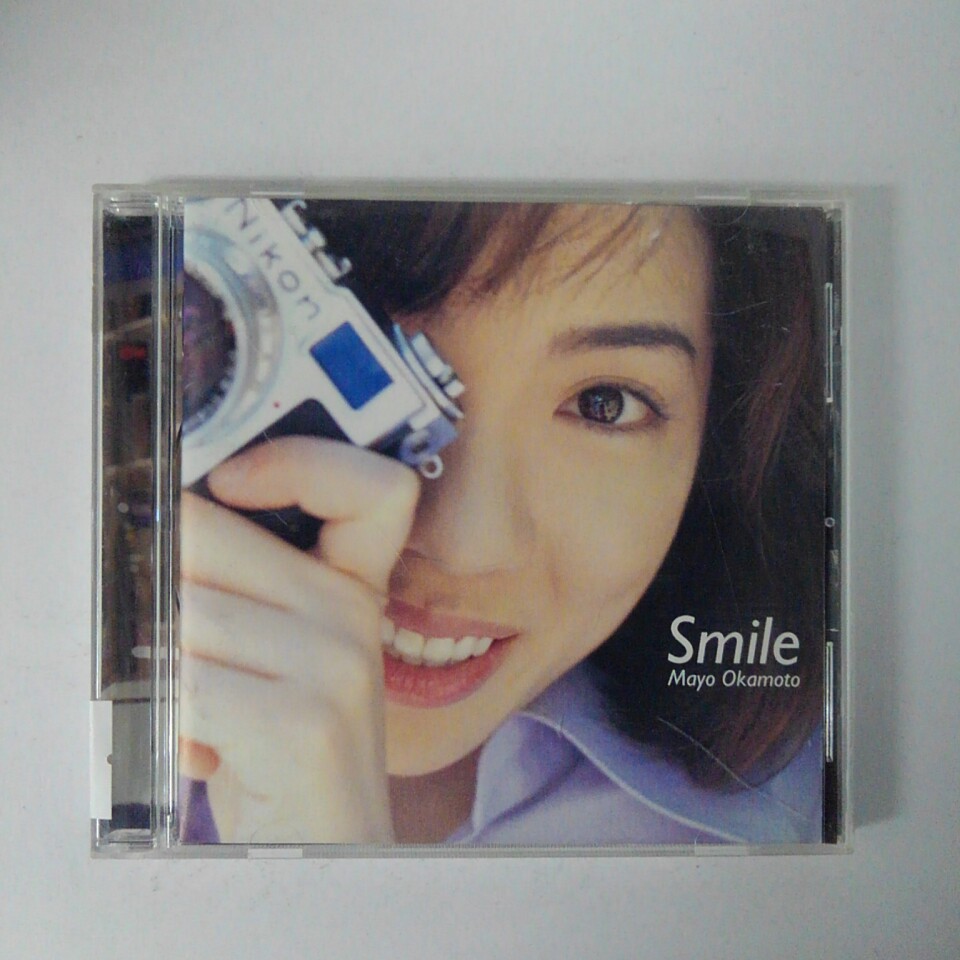 【収録曲】 　【01】そのままの君でいて 　【02】Smile 　【03】泣いちゃうほど せつないけど（Album Version） 　　他全10曲収録 ※歌詞カードに汚れあり ～商品状態に関しまして～ ●中古商品のため、特典などの付属品、...