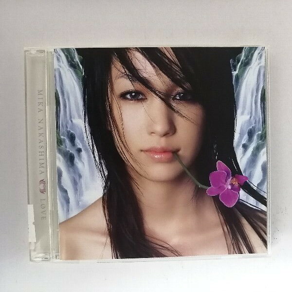 【収録曲】 　【01】Venus in The Dark 　【02】Love Addict 　【03】aroma 　　含む全13曲収録 【状態】目立った難はありませんが、中古品となります。 ★　必ずお読みください　★ -----------...