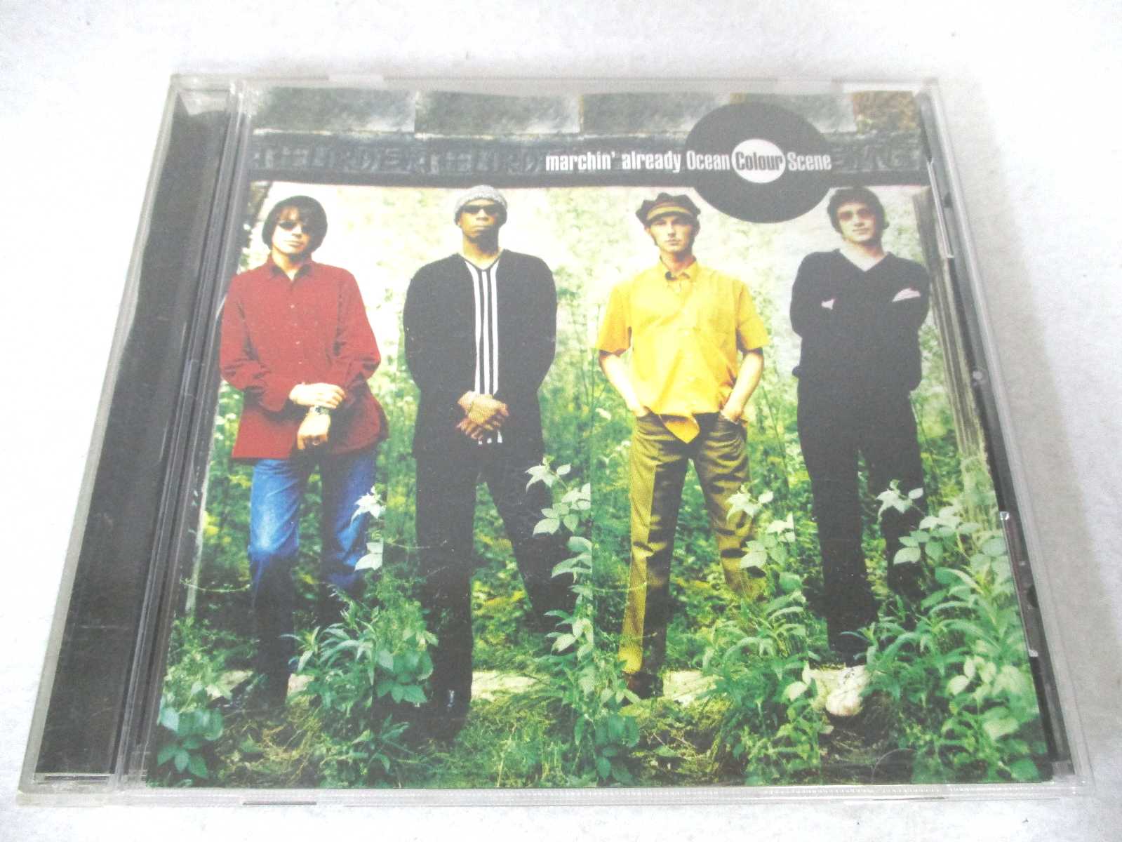 【収録曲】 　【01】Hundred Mile High City 　【02】Better Day 　【03】Travellers Tune 　　他全13曲収録 【状態】ジャケットと歌詞カードに劣化があります。 ★　必ずお読みください　★ ...