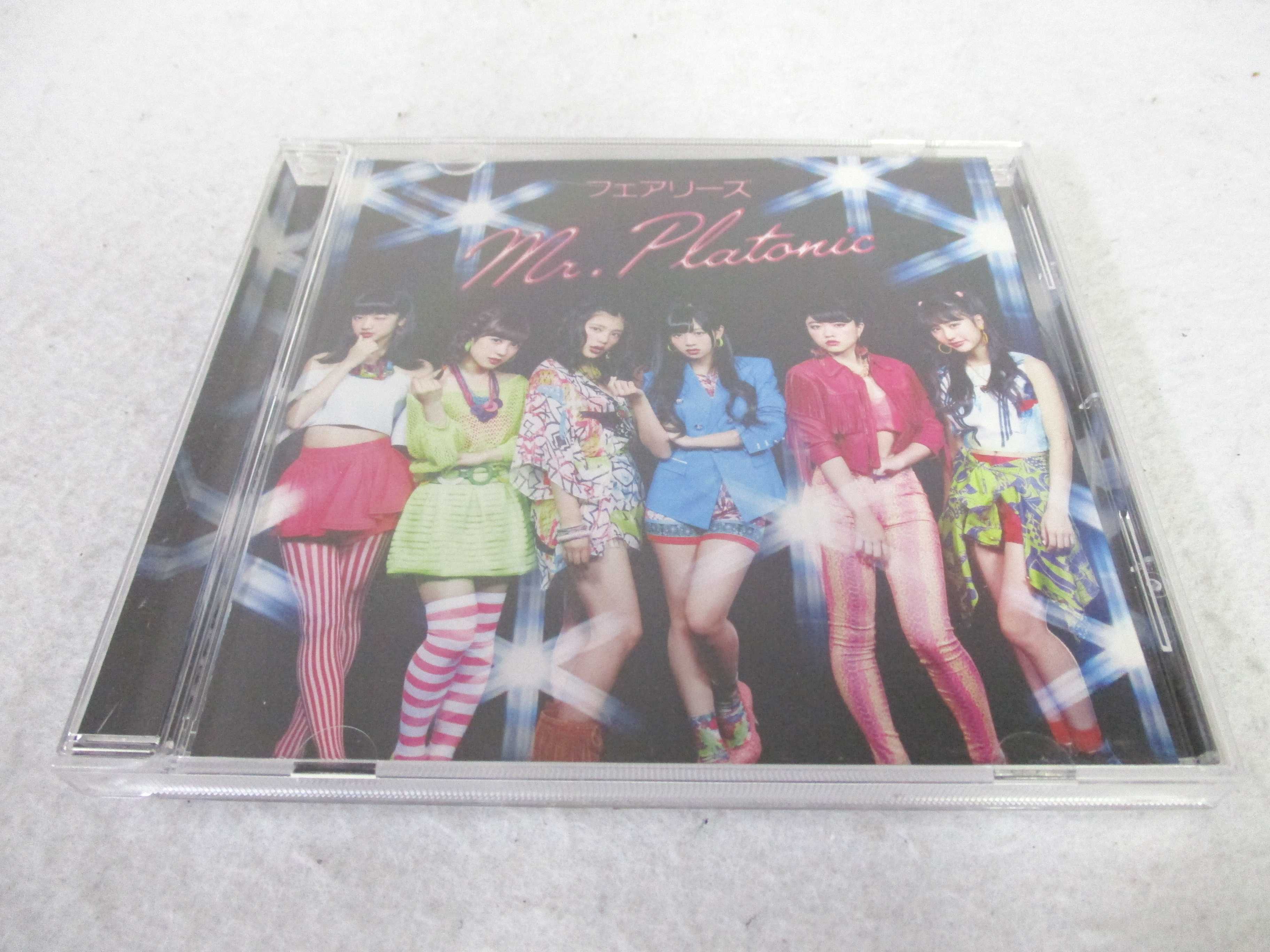 【収録曲】 　【01】 Mr.Platonic 　【02】マーガレット 　【03】 Mr.Platonic (INSTRUMENTAL) 　　含む全4曲収録 【状態】歌詞カードに若干の劣化があります。 ★　必ずお読みください　★ -----...