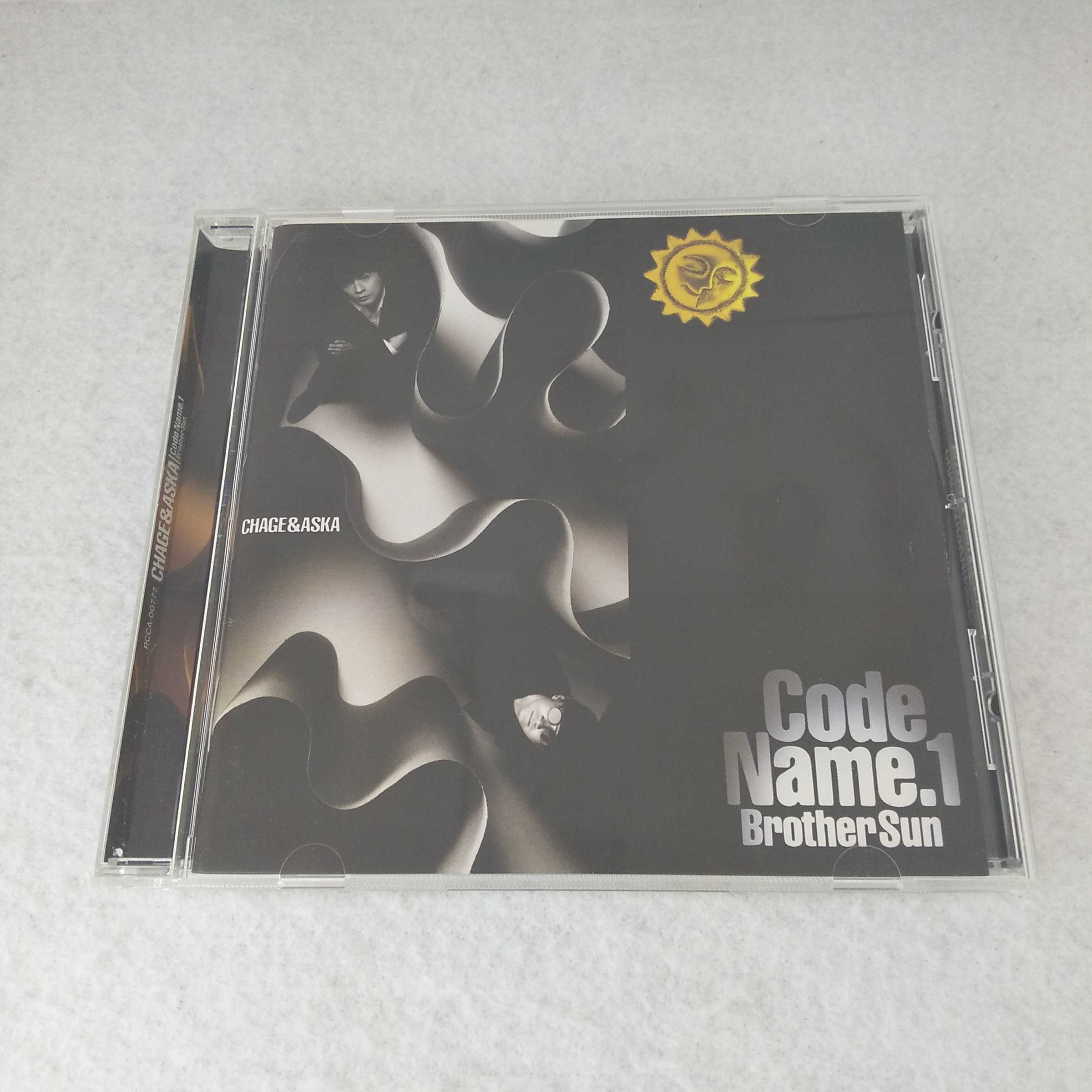 【収録曲】 　【01】君の好きだった歌 　【02】Something There 　【03】BROTHER 　　含む全13曲収録 【状態】目立った難はありませんが、中古品となります。 ★　必ずお読みください　★ --------------...