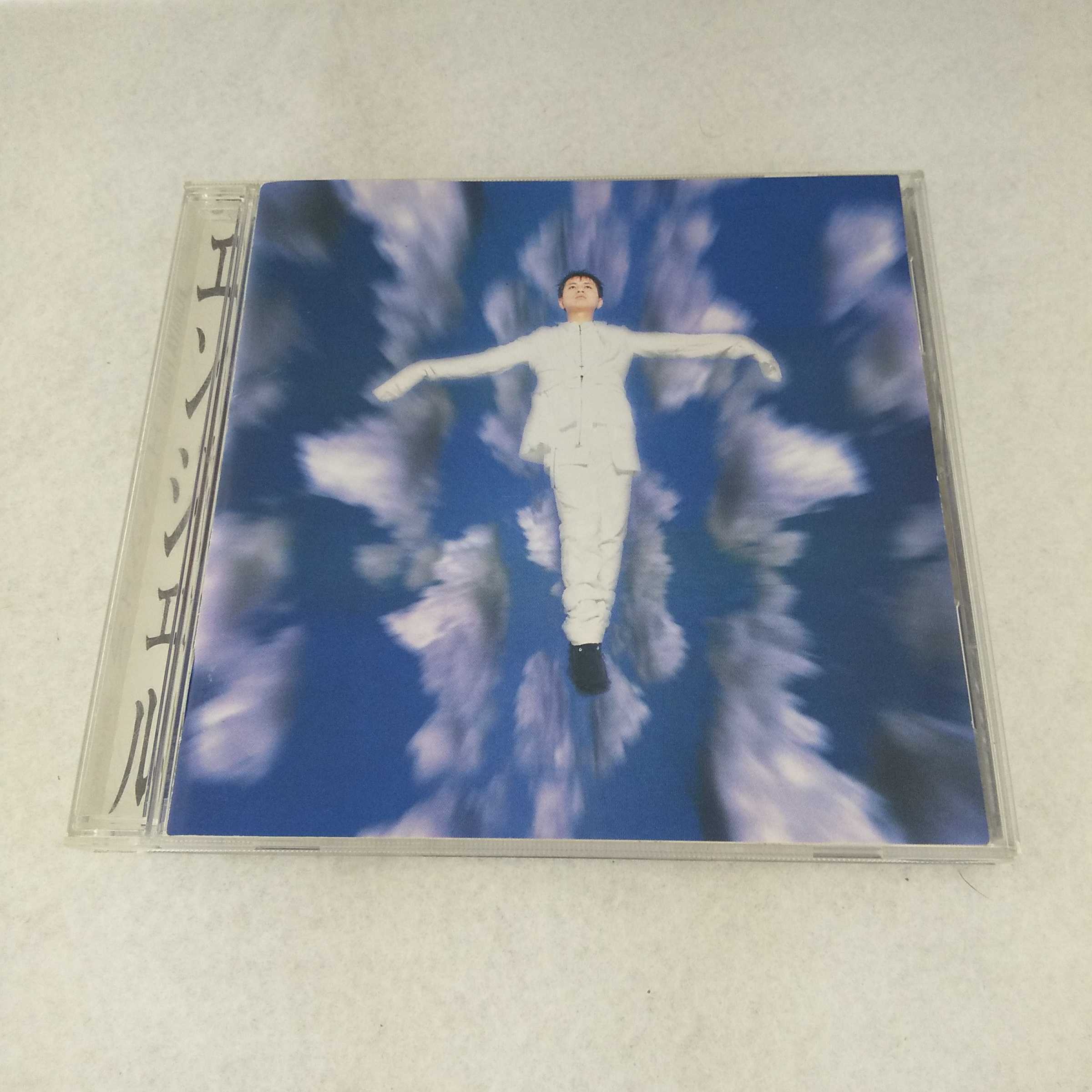 【収録曲】 　【01】BIRTH 　【02】BODY 　【03】609 　　含む全10曲収録 【状態】ディスクに若干の傷がありますが、正常に動作します。歌詞カードに若干劣化があります。 ★　必ずお読みください　★ -------------...