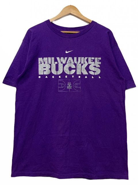 サイズ：M カラー：紫 素　材：コットン100％ 生産国：メキシコ製 着丈：約71cm（後ろの襟の付け根から裾） 身幅：約55cm（脇下から脇下を直線） 肩幅：約53cm（肩から肩） 袖丈：約23cm（肩から袖の先） 素人採寸なので、多少の...