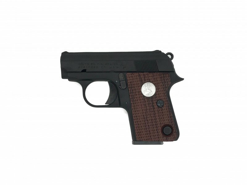 ★手のひらサイズ ポケットピストル モデルガン★ ・モデルガン ◎発火ブローバック仕様 ★コルト社公認 最小クラスのポケットピストル 25オート 約110mm。手のひらに収まるほどの極小サイズハンドガンをモデルアップ。 ◎ヘビーウェイト樹脂...