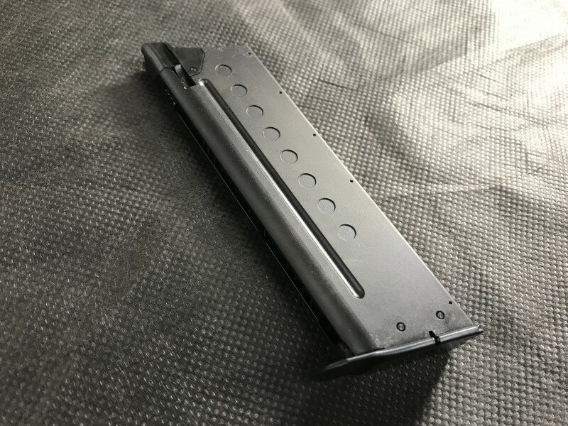 ガスガン タナカ SIG P220 IC用スペアマガジン 【装弾数】20発