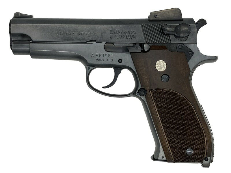 ★元祖 S&amp;Wオートマチック ブローバックモデル★ S&amp;W M39は、1950年代にスミス＆ウェッソン社が開発した、同社初のダブルアクション式オートマチックピストルです。 リボルバーを主力としてきたS&amp;W社が、新たな...