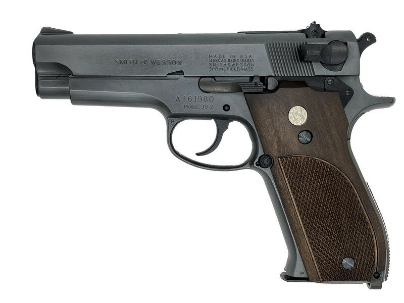 ★元祖 S&amp;Wオートマチック ブローバックモデル★ S&amp;W M39は、1950年代にスミス＆ウェッソン社が開発した、同社初のダブルアクション式オートマチックピストルです。 リボルバーを主力としてきたS&amp;W社が、新たな...