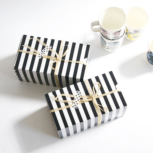 ※こちらのギフトBOXでのラッピングをご希望の場合は、ギフトをされる商品とご一緒にご注文下さいませ。 ※newsオリジナルのmarimekkoのマグカップ専用ギフトボックスですが、 　商品の組み合わせによってはマグ以外の商品も一緒にお入れす...