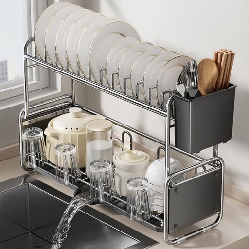 【2段水切りラックスリム】幅わずか17cmで、シンクや窓際にも設置可能です。カウンターを占有しない、省スペース設計です。1段タイプと2段タイプに分かれており、長さはそれぞれ42cmと52cmで、家庭のニーズに対応することができます。 【容量...