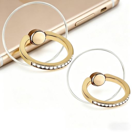 【キラキラ輝くハートデザイン】 このスマホリングは、上品なシルバー色の金属リングと、中心に散りばめられたダイヤモンド風ラインストーンが特徴的なハート形状です。透明なベースがスマホの本来の美しさを損なわず、可愛いデザインで毎日のスマホ生活を華...