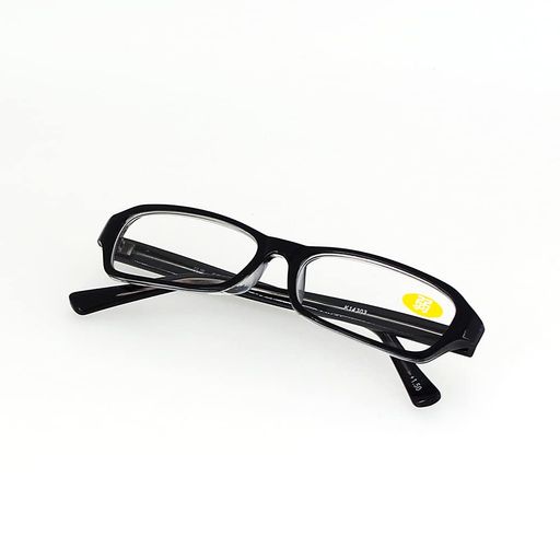 抗菌加工が施された老眼鏡(単品)です。抗菌仕様(SIAA認定商品)なので安心して清潔に使用できる仕様です。 度数は「強(+2.5)、中(+2.0)、弱(+1.5)」の3種類です。 【本体サイズ】W145xL30xH135mm【本体重量】25...