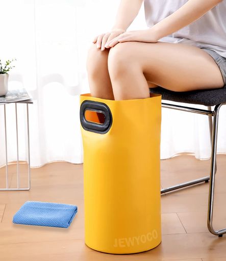 ✨【折りたたみ式足湯】折りたためるバケツ、展開サイズ:47cmx29cm。持ち手付きx防水生地x折り畳みx軽量。取っ手付きの折り畳み式で介護の方や高齢者の持つ運びもとっても楽々。 ✨【ディープバレルデザイン】高さ47cmでふくらはぎにつけら...