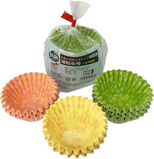深さ約35mmでおかずがこぼれにくい。銀イオンで菌の増殖を抑制。 カラー3色入り 本体サイズ(1枚あたり):深型6号/約底径3.5x高さ3.5cm 入数:154枚 耐熱温度:200°C、耐冷温度:-40°C 素材:抗菌加工PBT樹脂・紙 生...