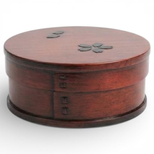 サイズ:約 Φ14.5x6cm 素材/木製・漆 木製品は天然素材の為、実物と写真で質感が異なる場合がございます。同じ商品でも木目、重さ、色合いが異なります。 ※掲載されている商品の色は、お使いのPCの環境によって実物と若干異なる場合がありま...