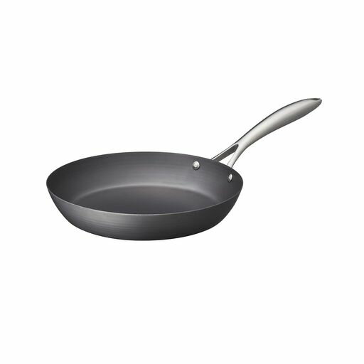 揚げ物、炒め物、焼き物、ソテー サイズ:直径26.0x深さ4.3cm、板厚約0.16cm 素材・材質:本体/鉄(窒化加工)ハンドル/ステンレススティール 生産国:日本 適合:ガス、IH(電磁調理器) 付属品:取扱説明書