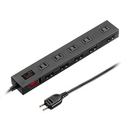 小型ACアダプタが差し込める10個口マグネット付きタップ。雷ガード、一括集中スイッチ&ブレーカー付き。3m・ブラック。●小型ACアダプタが差し込める(差込口ピッチ45mm)10個口電源タップ。iPadなどのタブレットの充電器接続に便利です。...