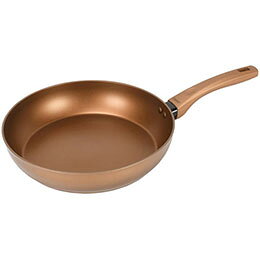 VISIONS GOLD Coating IH対応フライパン28cm〇金属ヘラ使用可能 〇内外面ゴールドコーティング 〇金属ヘラ試験100万回クリア 〇本体は変形に強い鍛造タイプ 〇オール熱源対応製品サイズ(約) : 全長470×幅285×...