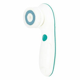 フェイシャルクリーナー(電池付)お肌はいつも清潔・きれいに保ちたいもの。 やさしい肌触りのブラシとたっぷりの泡で優しい洗いあがり、清潔にフェイシャルケアを行えます。 単3乾電池2本付。メーカー品番 : GF-L303 サイズ : 11×6....